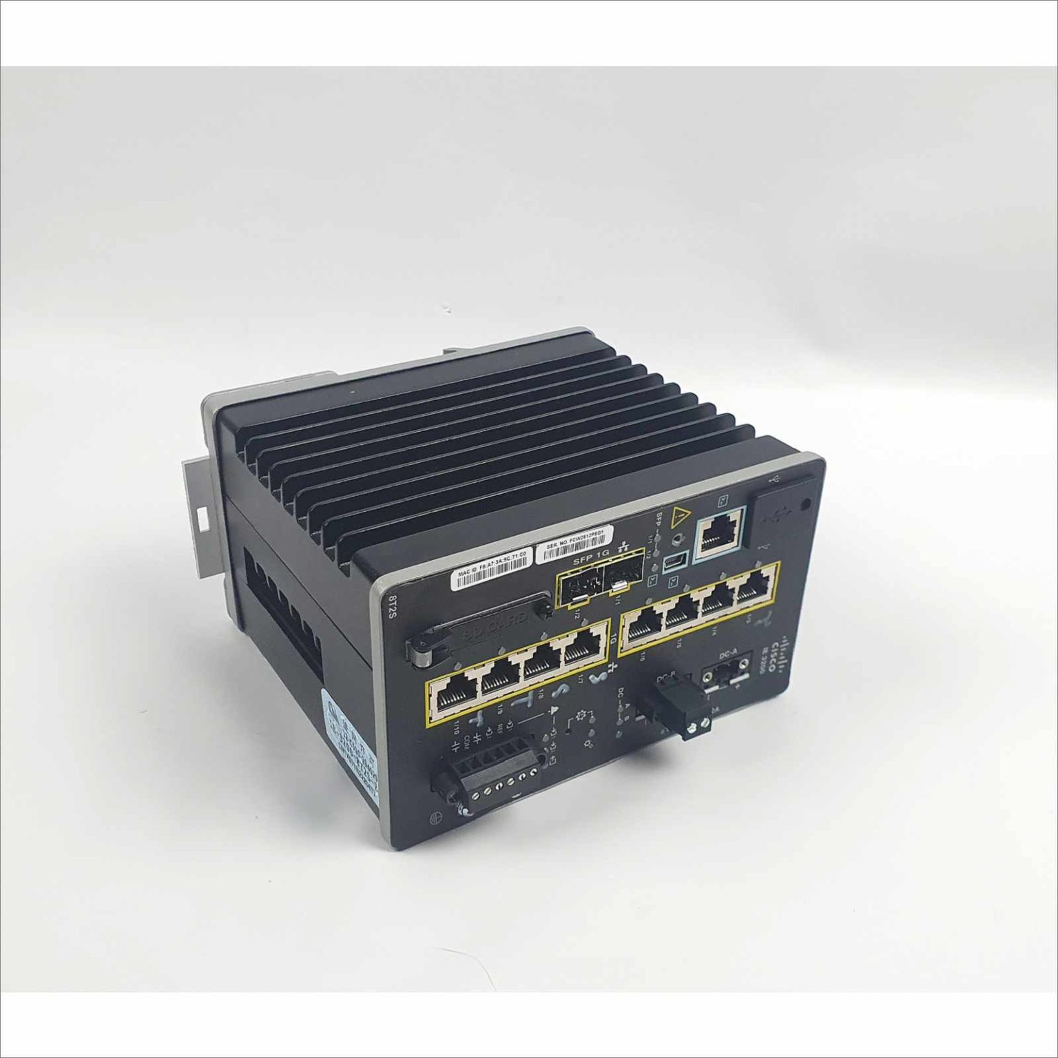 CISCO Catalyst IE-3200-8T2S-E V04 RUGGED SWITCH Network Essentials 8GE ...